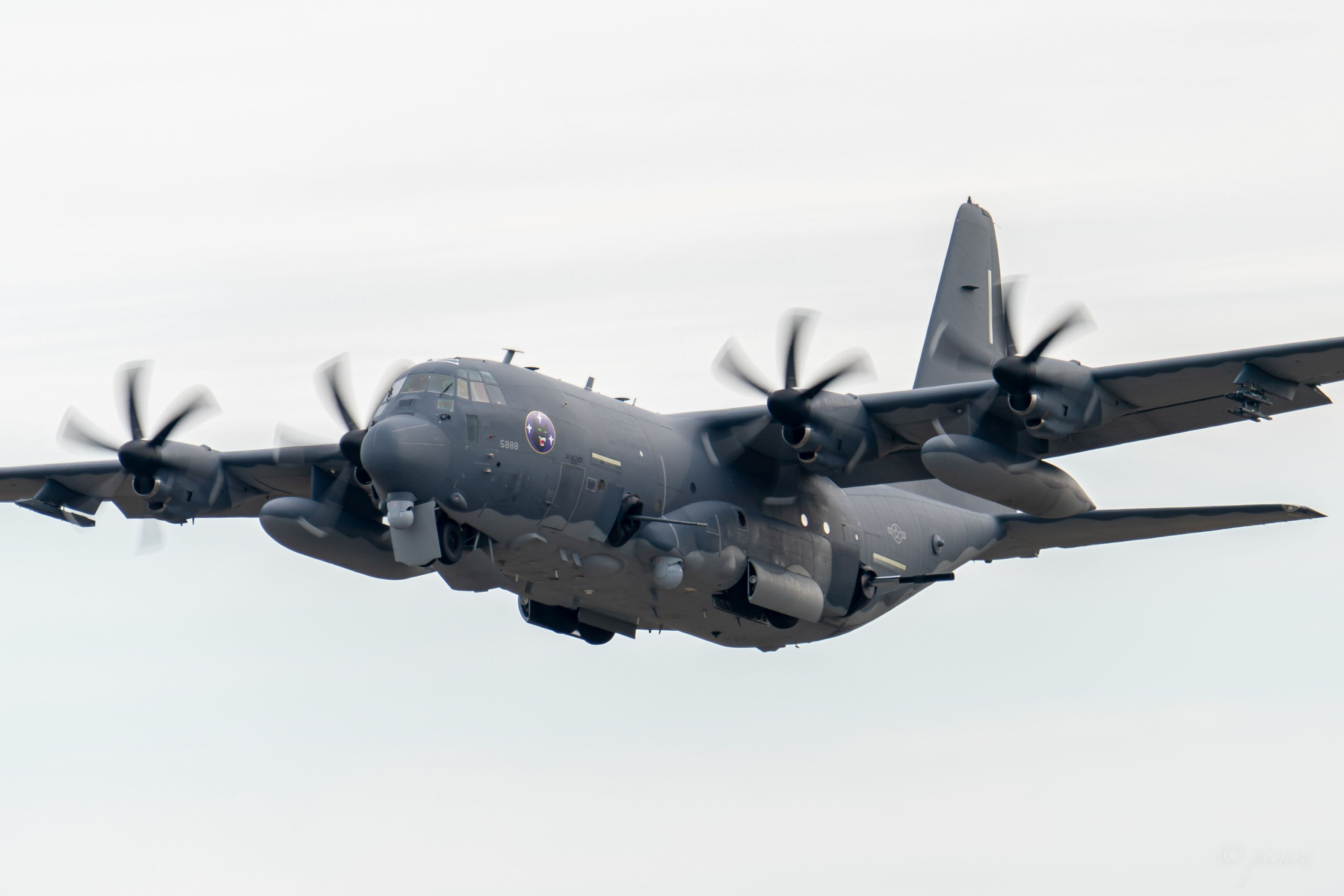 AC-130J ゴーストライダー(ピカードさん) | αcafe αの写真投稿サイト ｜ ソニー