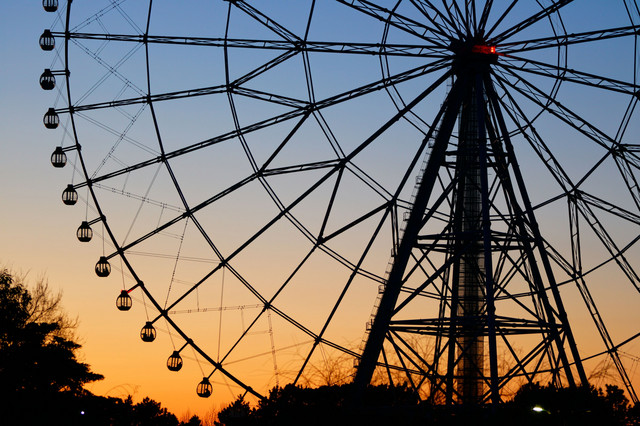 夕暮れ無灯観覧車(ノッチさん) | αcafe αの写真投稿サイト ｜ ソニー